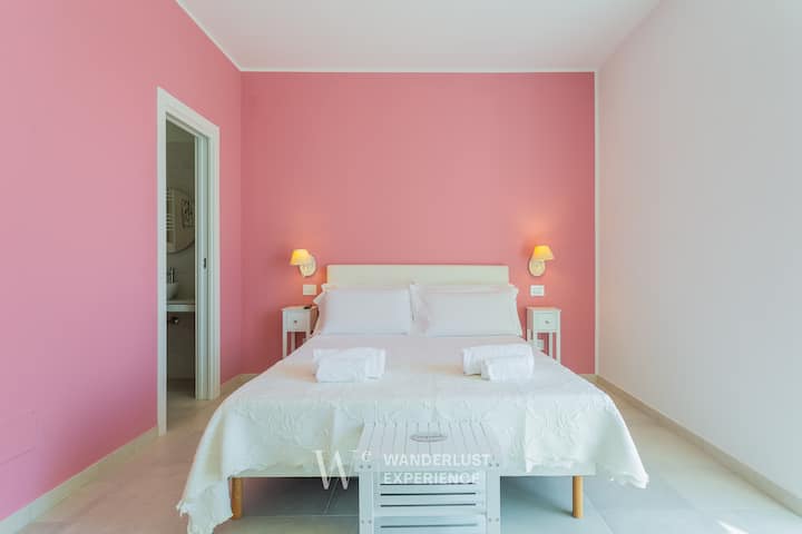 Wanderlust Experience |  Loggiato Del Duca - Giovinazzo