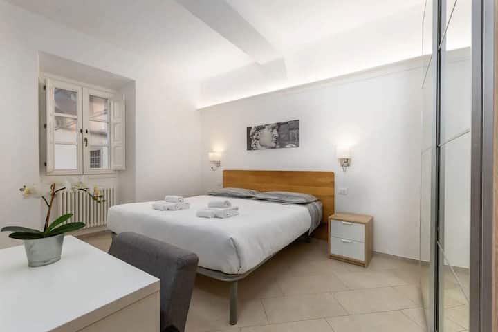 [Duomo] Elegante Appartamento Con Tre Camere - Florence