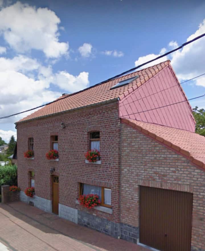 Suite Parentale Duplex Avec Sdb Privative Et Salon - Ciney
