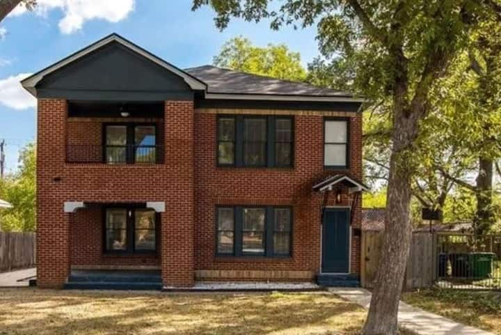 Ideal Location; Pearl, Airport, Dt, Zoo, & More! - San Antonio