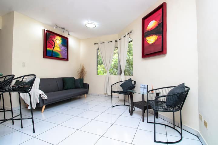 Cozy Central Apartment In San Salvador - San Salvador