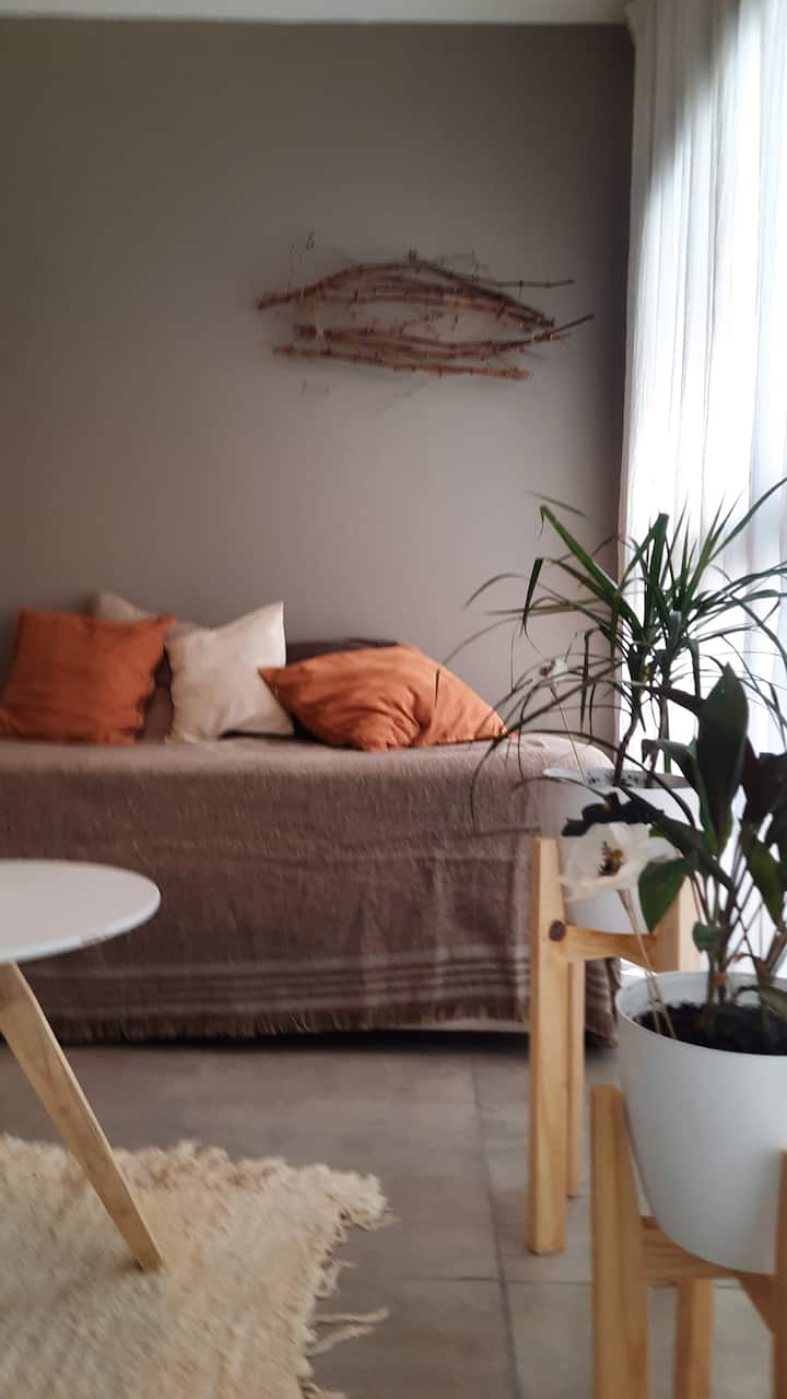 Excelente Ubicación En Barrio Bombal - Mendoza