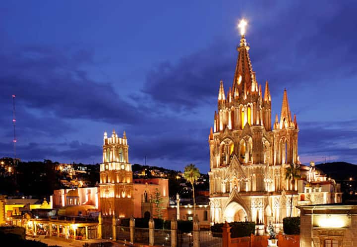 Departamento En El Centro Con Estacionamiento - San Miguel de Allende