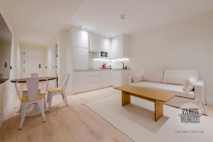 Malasaña Auténtica Para 8, Ven A San Bernardo 20 - Chamartín