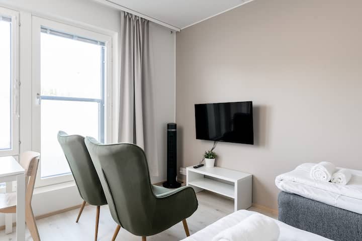Studio, Parking | Tampere 12 Min & Kangasala 7 Min - Tampere