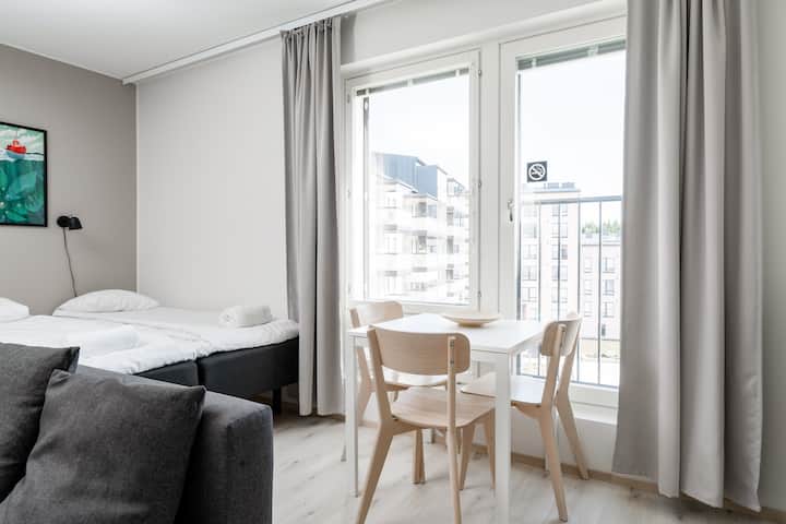 Family Studio | Tampere 12 Min & Kangasala 7 Min - Tampere