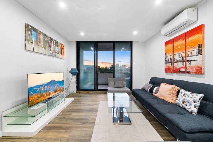 Chic 2 Br Apt (Parking)/darling Harbour-10min Walk - Sydney