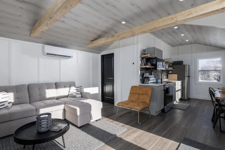 Railway Hideaway Retreat - Grand Falls