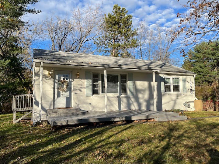 Hanshaw House - Cozy Cottage 5 Minutes To Cornell - Ithaca, NY