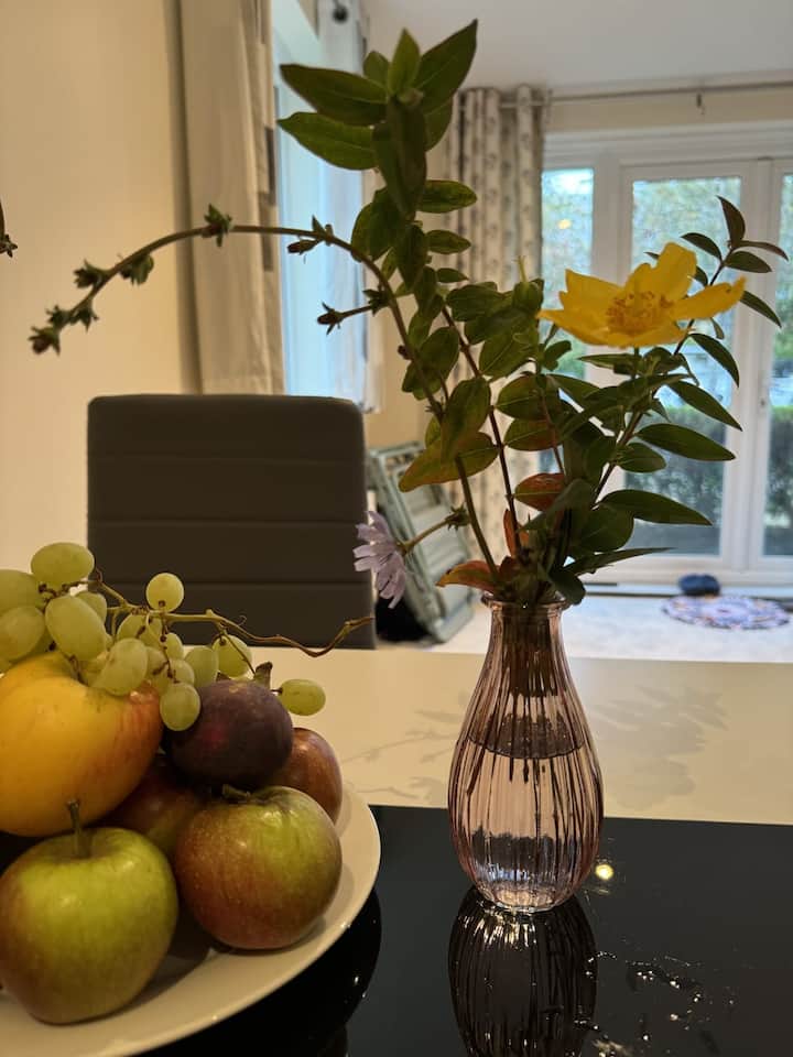 A Cozy And Practical Room In High Wycombe - High Wycombe