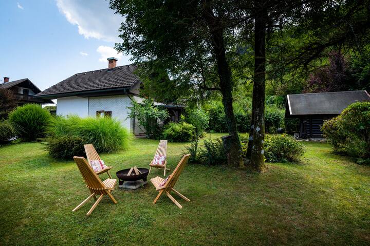 Charming Bled Getaway – Big Garden, Bbq & Bikes - Bled