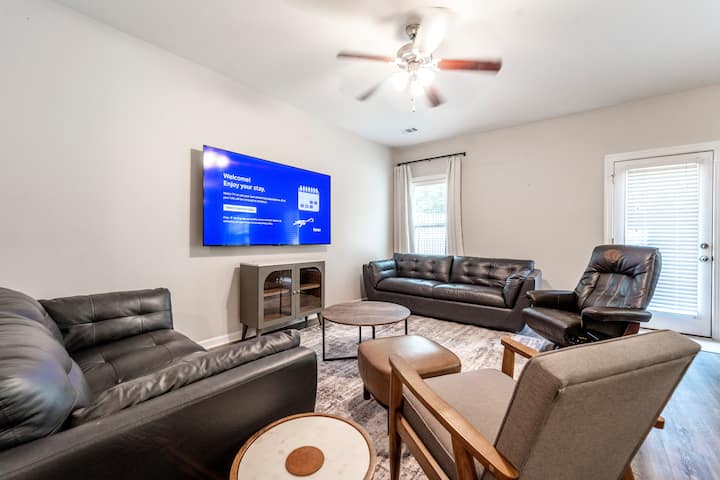 4 Bedrooms 2.5 Bathrooms Fenced In Backyard - Harlem, GA