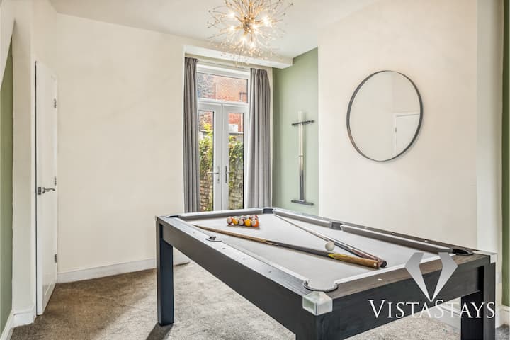 Midweek Getaway! Netflix /Table Tennis /Pool Table - Manchester