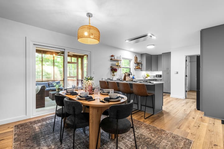 Near Dt Cary-chef's Kitchen-2 Kings-dog Friendly - Cary, NC