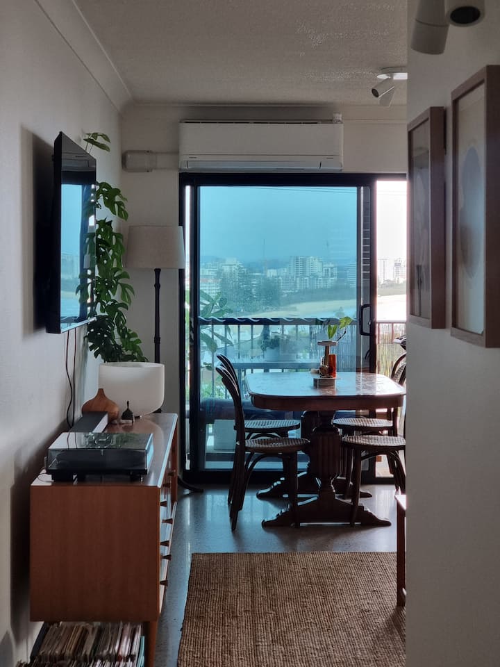 Panoramic Ocean Views: La Casita En Alex - Mooloolaba