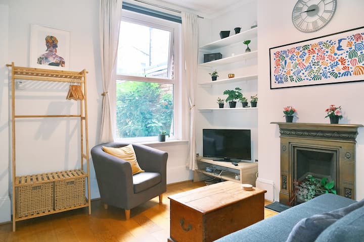 1b1b Hammersmith, Up To 4 People - London