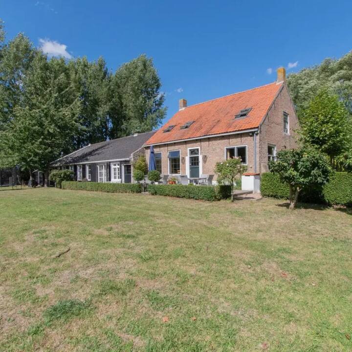 Sfeervol Familiehuis In Zeeland – 8 Personen - Pays-Bas