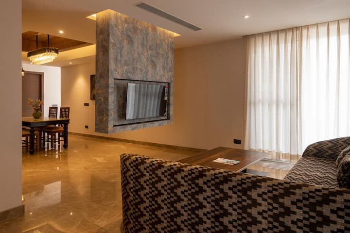 Ultra Luxury 4 Bhk Apartment 1 Km To Dlf Golf - Gurugram