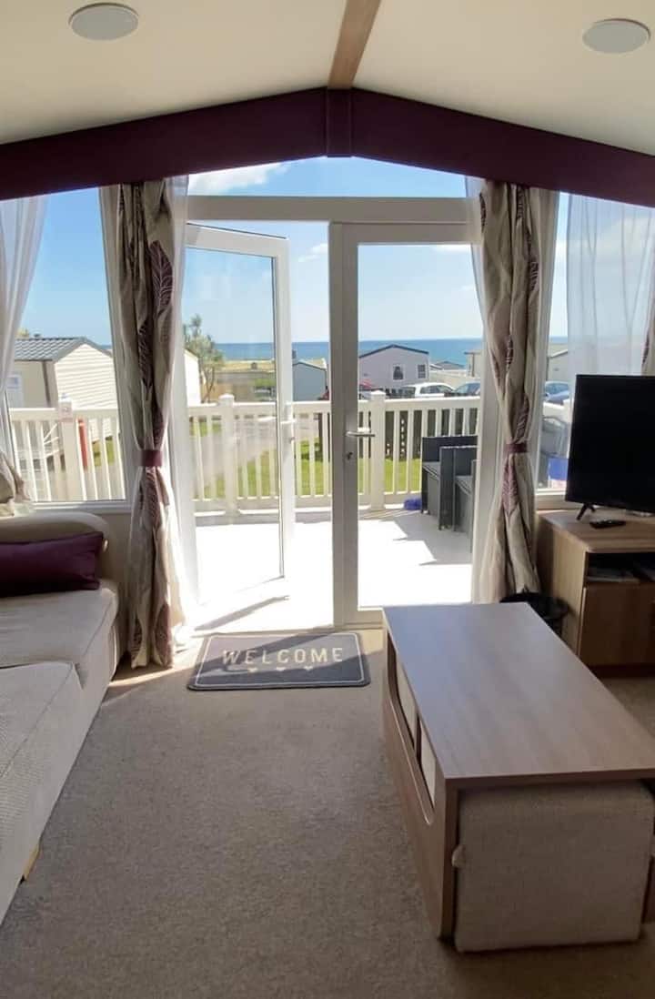 47 Beech Walk, Devon Cliffs, Sandy Bay - Exmouth
