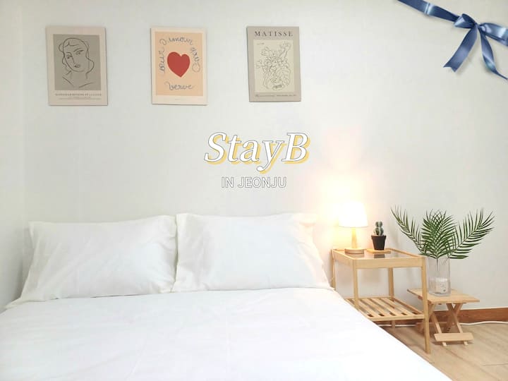 3f대관 #파티룸 #침대4개 #최대7인 #세탁룸 #한옥마을 #객리단길 #남부시장 #장박할인 - Jeonju-si