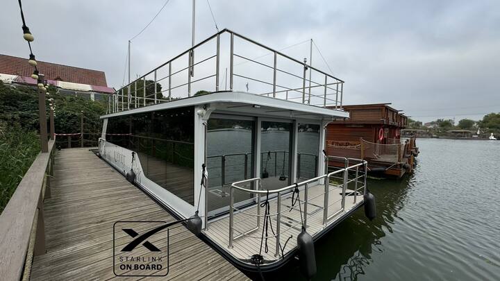Luxuriöses Hausboot Mit Starlink - Waren (Müritz)