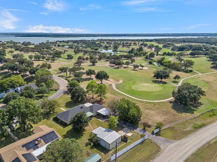 Beautiful Lake Waco Golf Club - Daily Golf + Cart - 웨이코