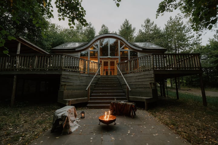 4 Bedroom Treehouse W/deck, Pizza Oven & Bbq - Herefordshire