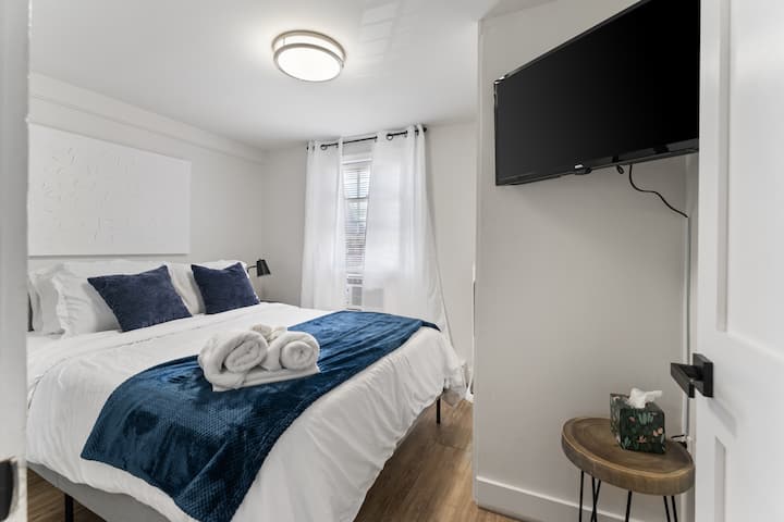 Coffee Shop Apartment-distance To Vre - Fredericksburg, VA