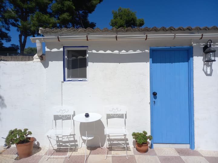Casita De Invitados -Habitacón & Baño Privado - Catalonia