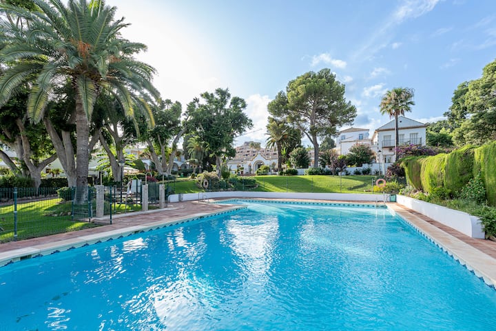 Carihuela Torremolinos Pool Parking 5 Meters Beach - Torremolinos