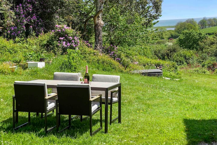 Coastal Coach House Apartment - Devon