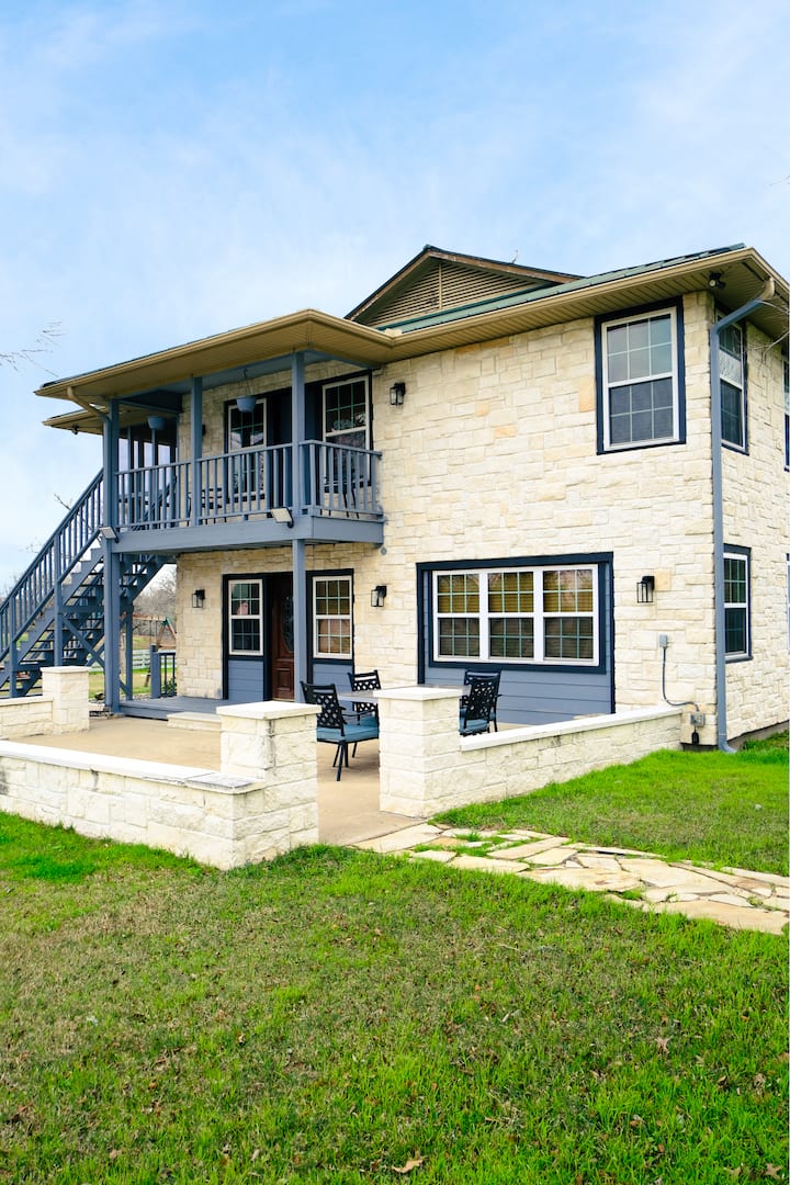 3 Points Ranch - Large Group Retreat Sleeps 28 - Bryan, TX