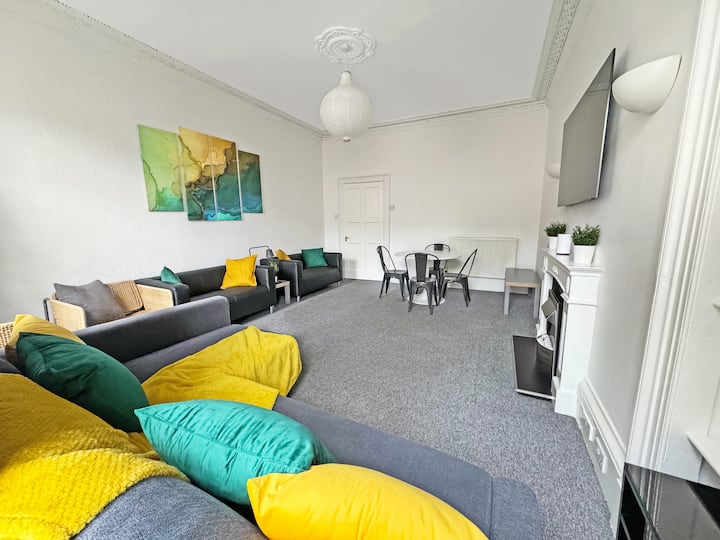 4 Bedroom Modern Spacious Apt - Edinburgh Old Town - Edinburgh