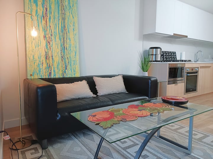 New Condo,18% Off! Great Amenities, Near Skytrain! - New Westminster