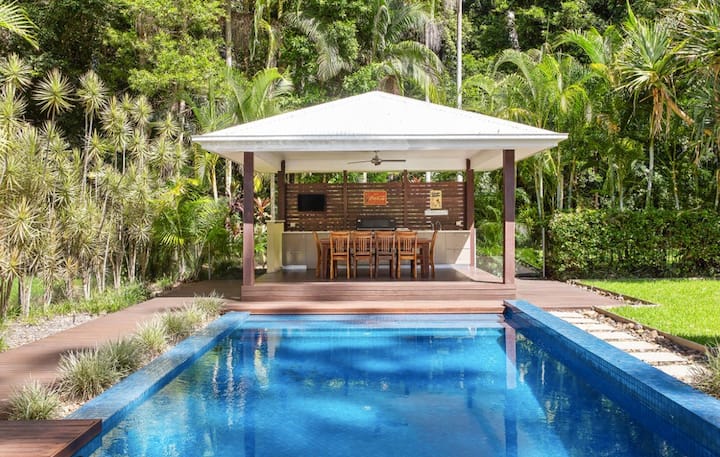 Holiday In Your Noosa Hinterland Retreat - Pomona