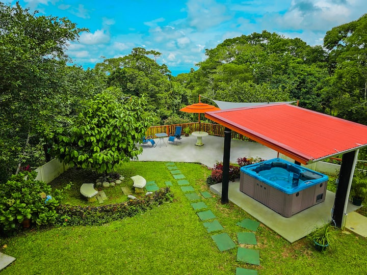 Green Mountain House In San Carlos With Jacuzzi - Ciudad Quesada