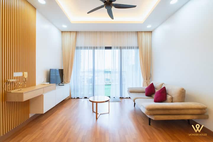 Balcony Gathering 3br 9 Pax @ Le Pavilion| Puchong - Puchong