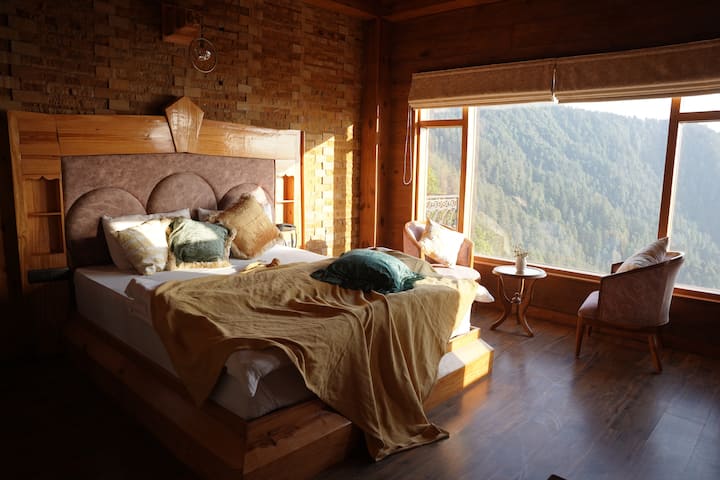 Ioi Victorian Elegance In Wilderness - Kufri