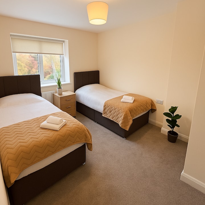 City Stays • Naas • Sleeps 6 • 4 Bd • 2.5 Bh - Naas