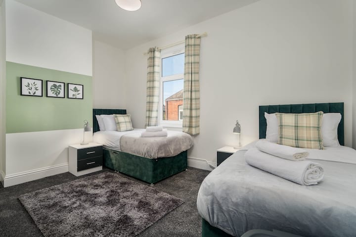 New! Sleeps 6, Free Parking, Smart Tv, Free Wi-fi - Saltburn-by-the-Sea