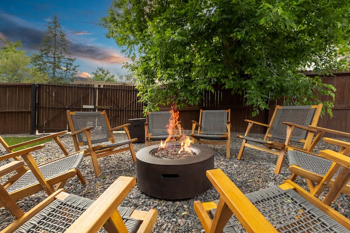 Spacious 4 Bedroom, Dog-friendly, Denver / Sloan's - レイクウッド, CO