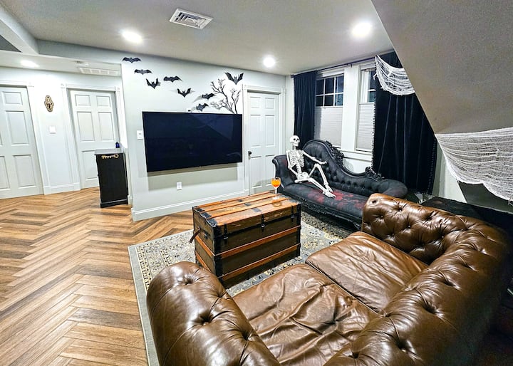 Buffum Street Spooky Special! - Salem, MA