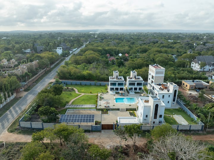 Amkia Villas Diani - Two Bedroom Villa - Neema - Diani Beach