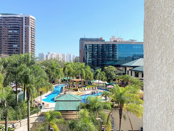 Flat Luxo: Cozinha, Academia, Seguro, Praia - Rio de Janeiro