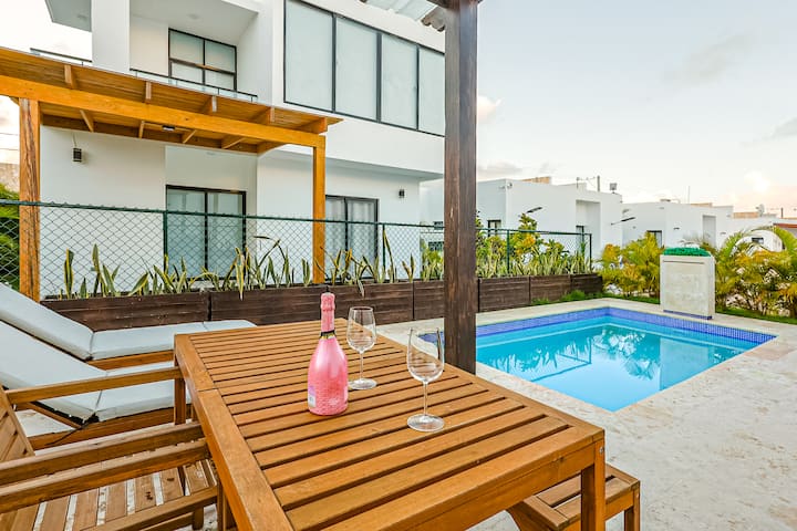 Pool|balcony|backyard|parking|all Included - Punta Cana