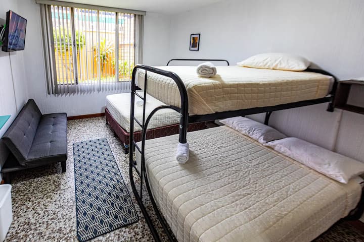 Casa Blanca: Charme Au Cœur De La Ville - Guatemala City