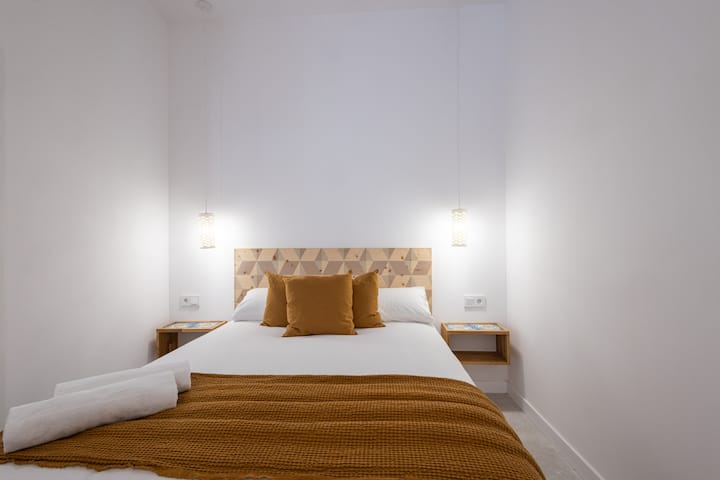 Ceramic Loft | 4 Guests | Near City Centre - Valencia