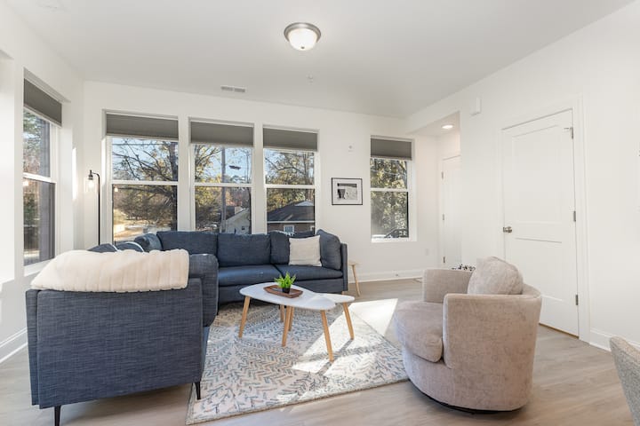 Wafo | Downtown | Walkable | Townhome - Wake Forest, NC