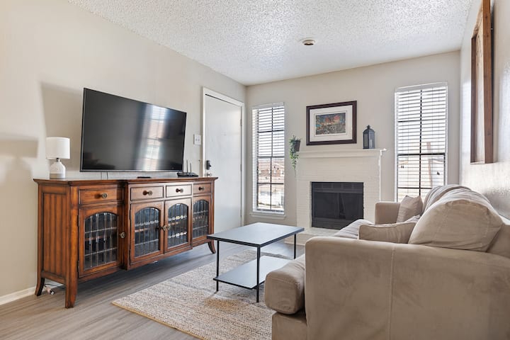 Conveniently Located One Bed Apt - Richardson, TX