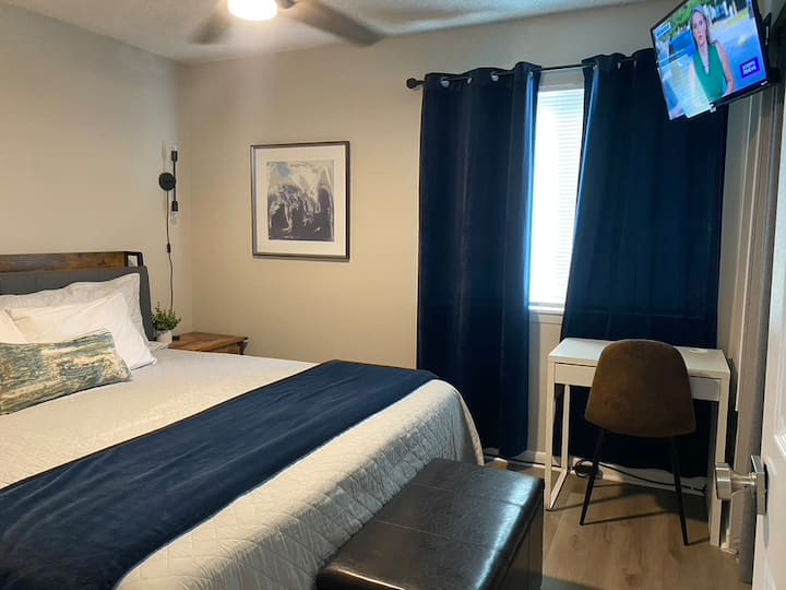 Fsu Condo Famu Tsc King Bed Pool Walk To Stadium! - Tallahassee Museum